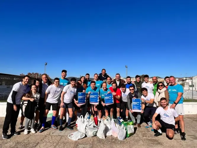 NNGG Jaén celebra un partido benéfico con motivo de la Navidad